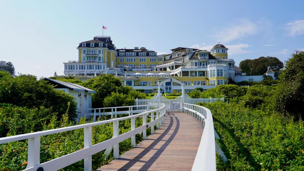 Family Travel Guide: Watch Hill, RI - Compass Roam