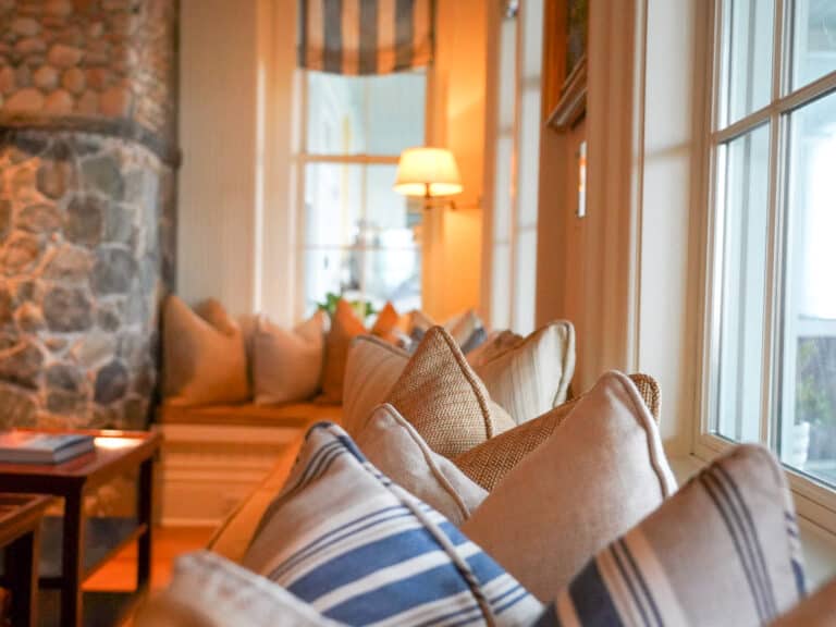 Family Travel Guide: Watch Hill, RI - Compass Roam